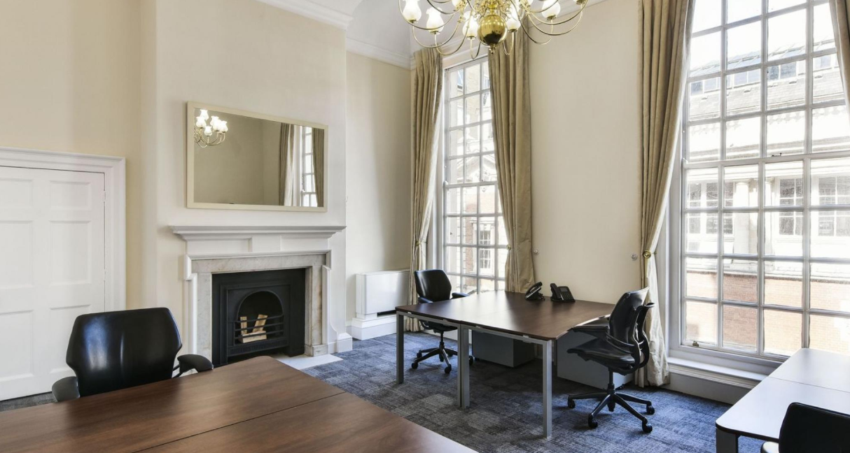 Hudson House WC2 – Victor Harris